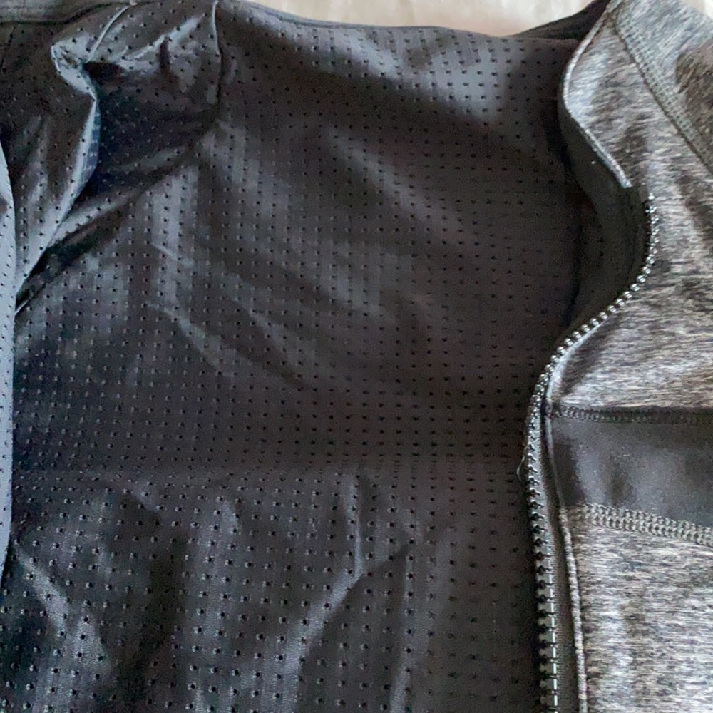 Lululemon Reversible Jacket With Thumbholes. - Gem